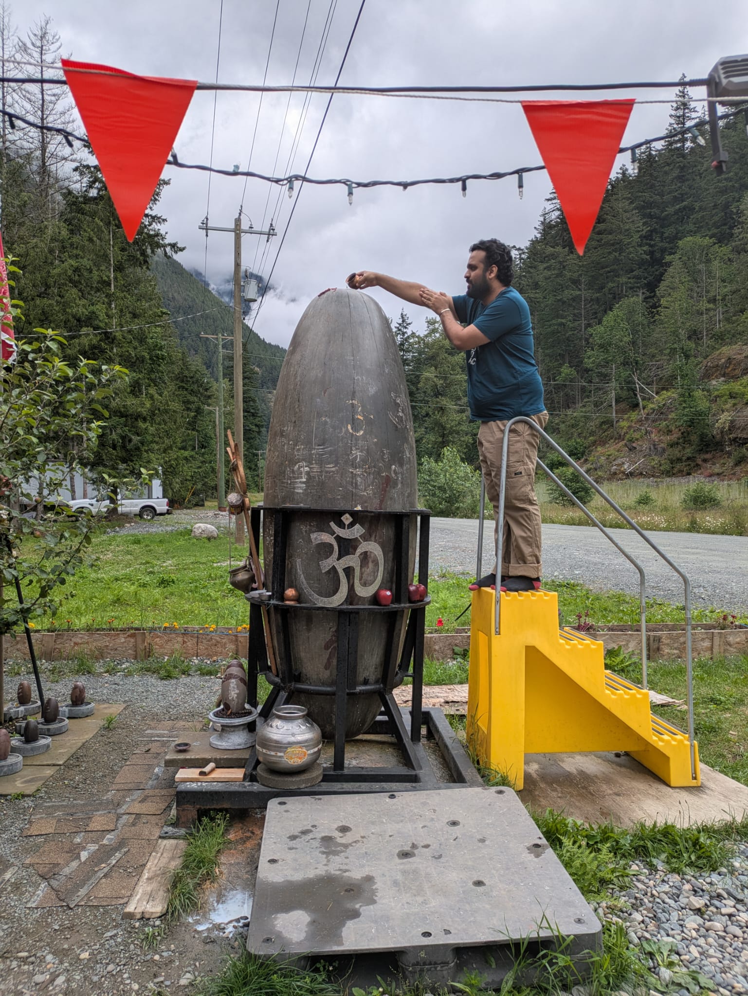 A Hidden Sanctuary in the Mountains: Our Journey to Asha Mahakaleshwar ...
